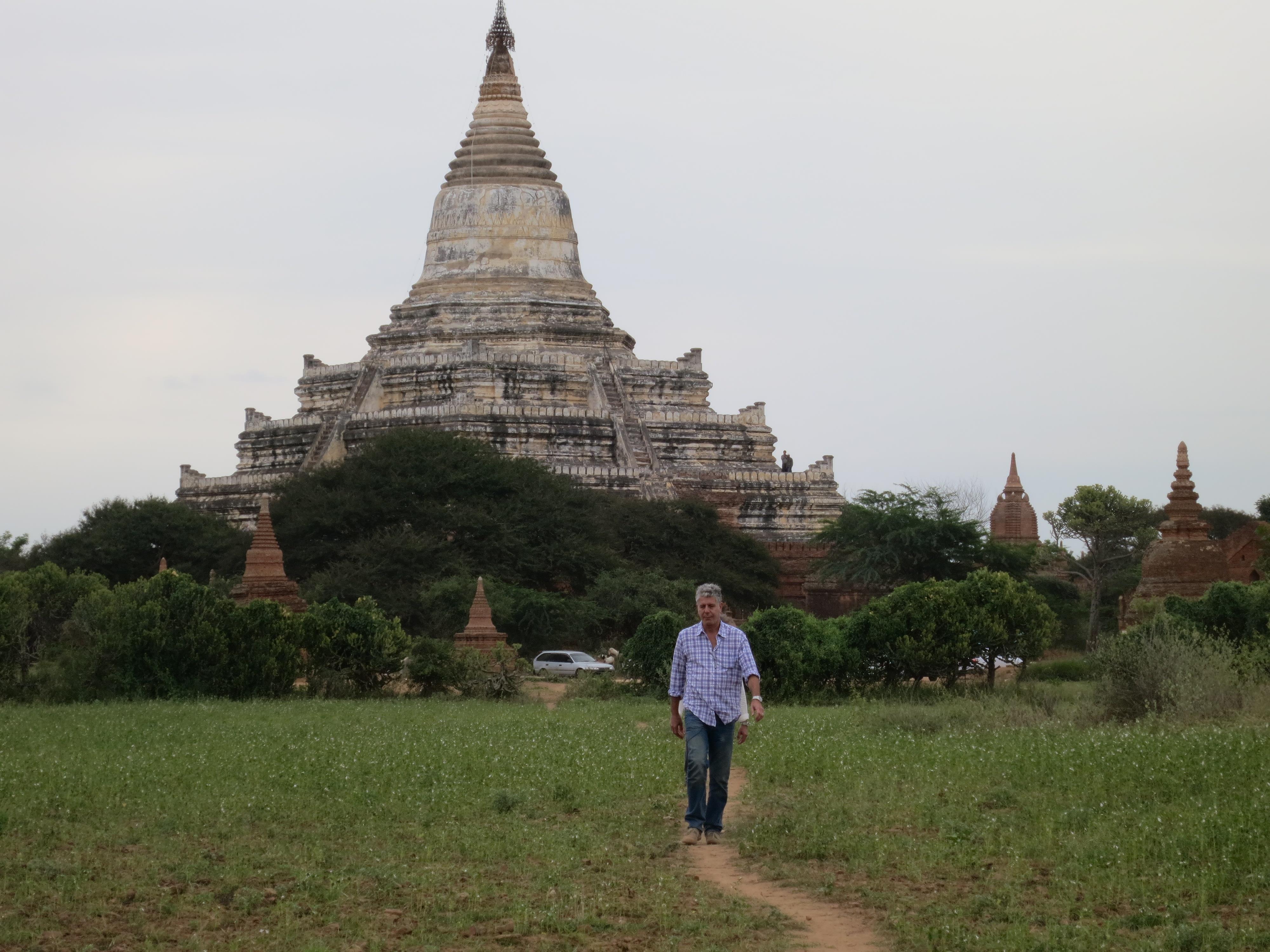 Anthony Bourdain e os mistérios de Mianmar | CNN Brasil V&G