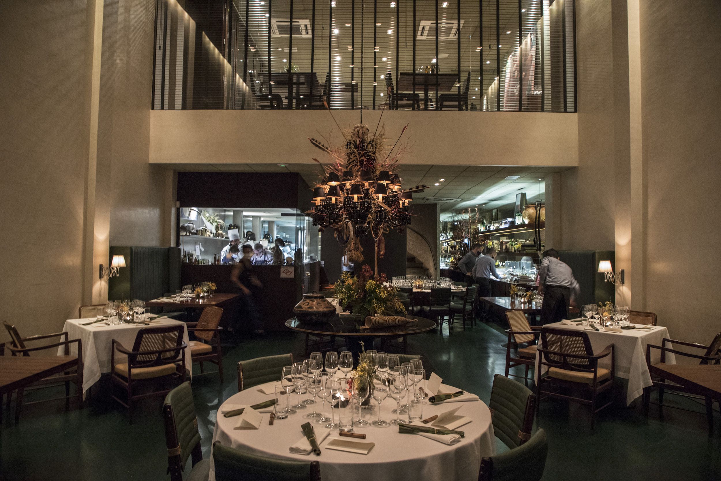 Menu executivo do premiado D.O.M, do chef Alex Atala, volta a ser ...