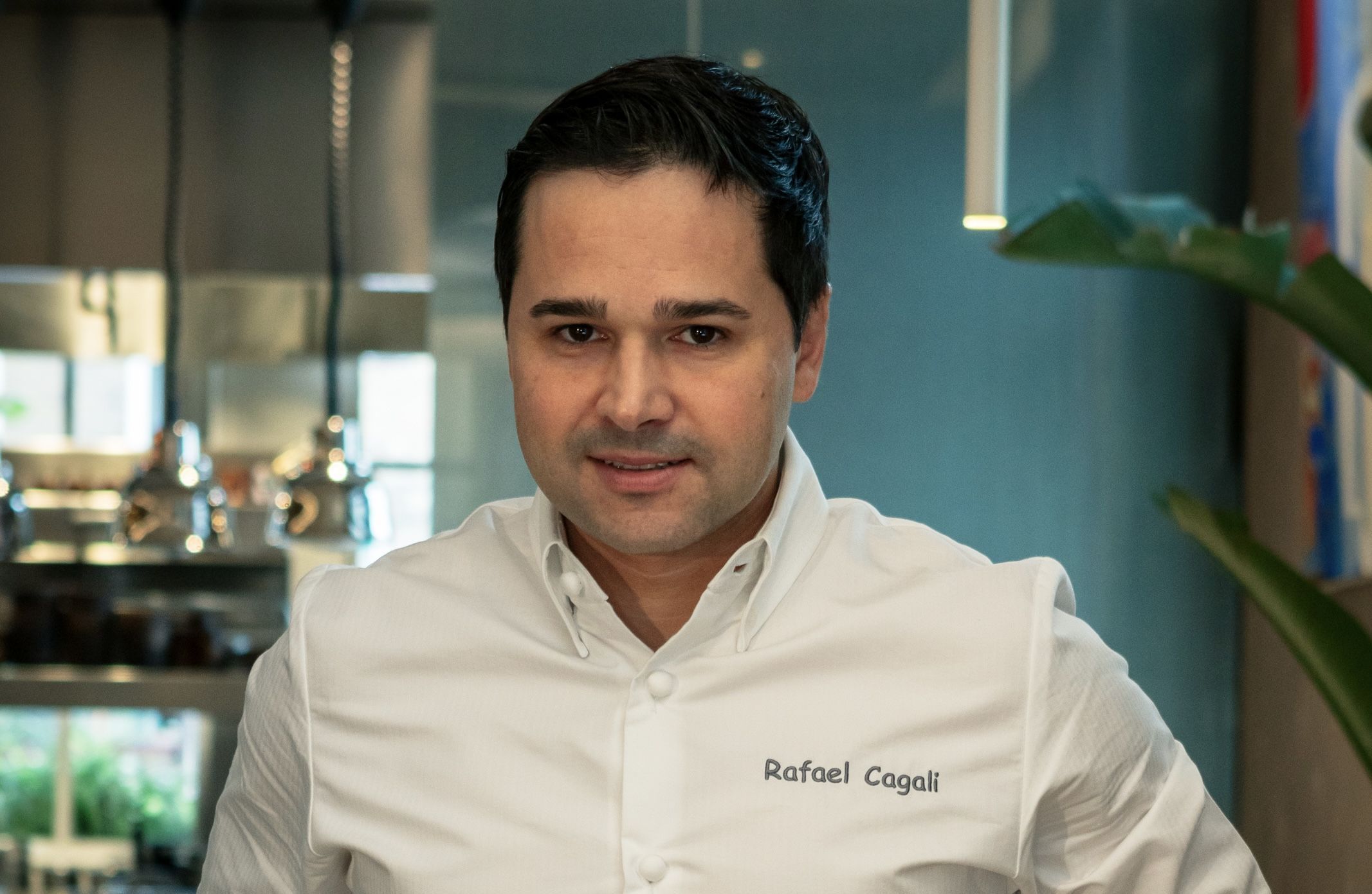 Chef Rafael Cagali se prepara para abrir seu primeiro restaurante no ...