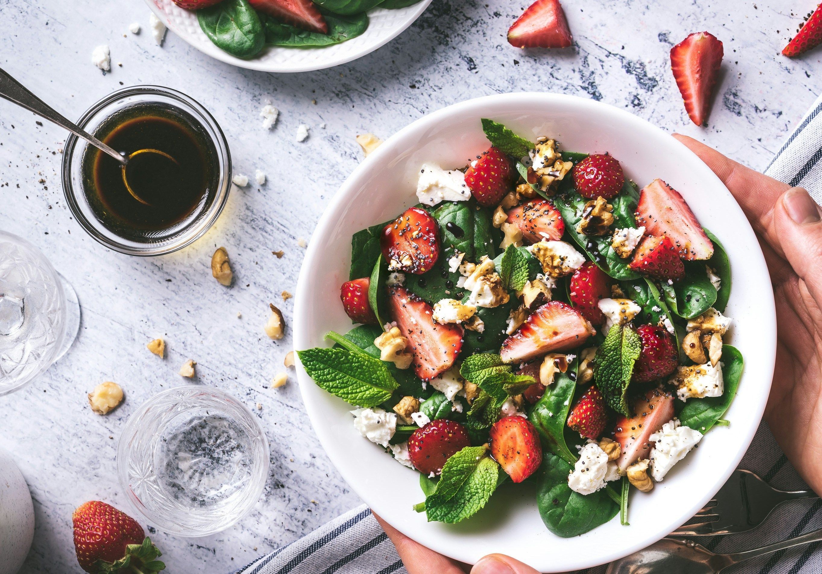 4 dicas infalíveis para deixar a sua salada muito mais saborosa | CNN ...