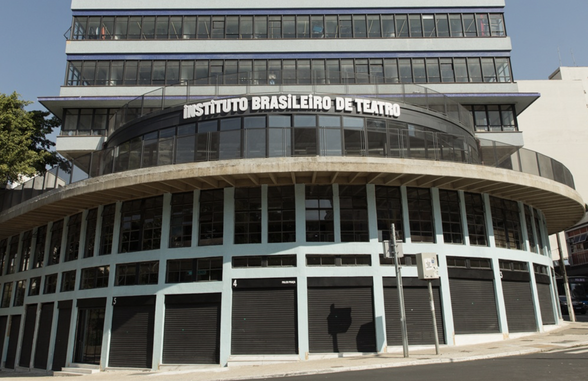 São Paulo ganha centro cultural dedicado ao teatro | Web Stories CNN Brasil